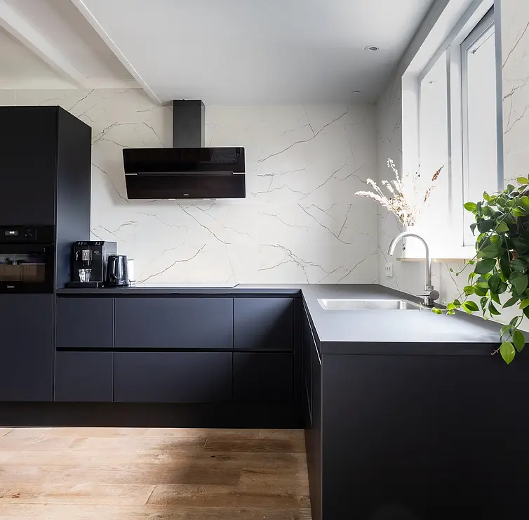 Marble Lincoln by Roca. PHOTO 1. From $2 in New York +delivery